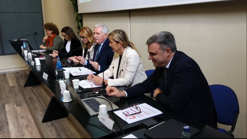 Imprese, solo il 17,4% dei Ceo e il 25,4% dei manager è donna - Camera ...